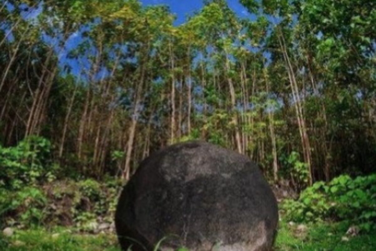 Costa Rica - Diquis Stone Spheres - Journey Latin America